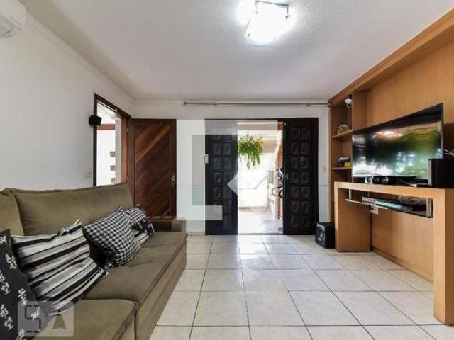 Casa à Venda Nova Petrópolis, 3 Quartos, 150 m2