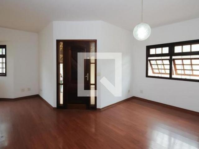 Casa à Venda Nova Petrópolis, 3 Quartos, 177 m2