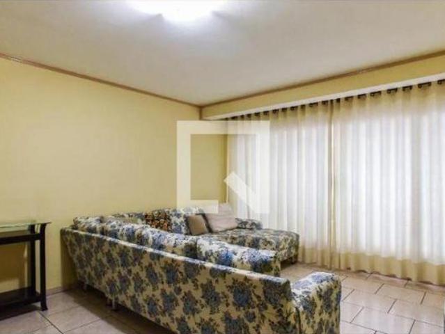 Casa à Venda Nova Petrópolis, 3 Quartos, 191 m² São Bernardo do Campo