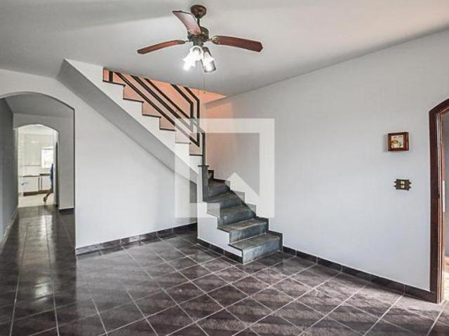 Casa à Venda Nova Petrópolis, 3 Quartos, 195 m² São Bernardo do Campo