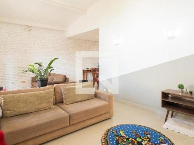 Casa à Venda Nova Petrópolis, 3 Quartos, 208 m² São Bernardo do Campo