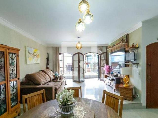 Casa à Venda Nova Petrópolis, 3 Quartos, 220 m² São Bernardo do Campo