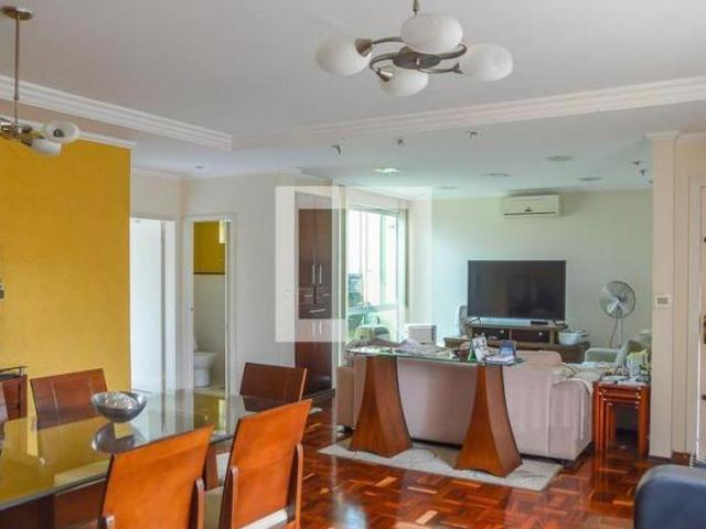 Casa à Venda Nova Petrópolis, 3 Quartos, 290 m² São Bernardo do Campo