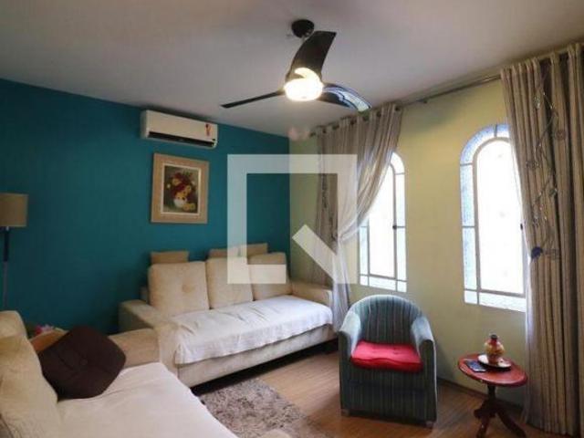 Casa à Venda Nova Petrópolis, 3 Quartos, 292 m² São Bernardo do Campo