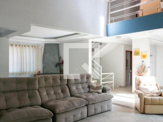 Casa à Venda Nova Petrópolis, 4 Quartos, 400 m2