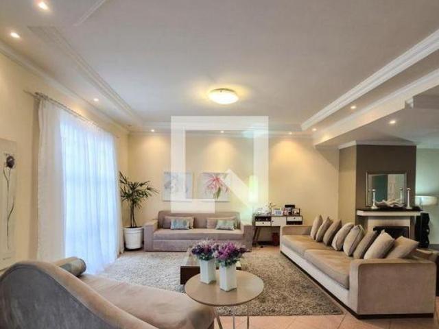 Casa à Venda Nova Petrópolis, 4 Quartos, 421 m² São Bernardo do Campo