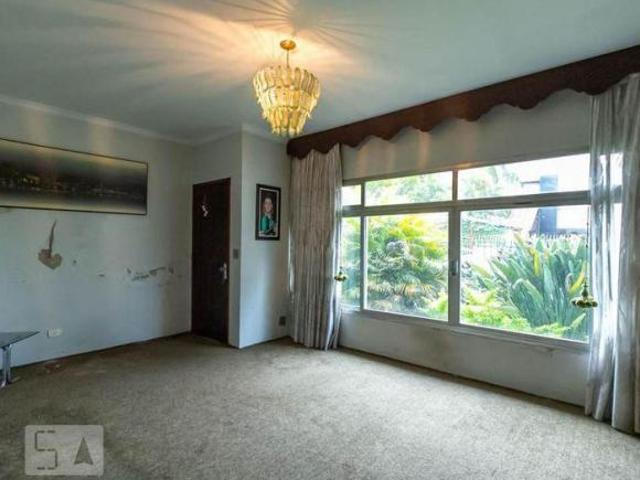 Casa à Venda Nova Petrópolis, 4 Quartos, 180 m² São Bernardo do Campo
