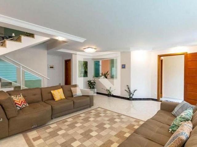 Casa à Venda Nova Petrópolis, 4 Quartos, 272 m² São Bernardo do Campo
