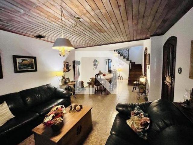 Casa à Venda Nova Petrópolis, 4 Quartos, 299 m² São Bernardo do Campo