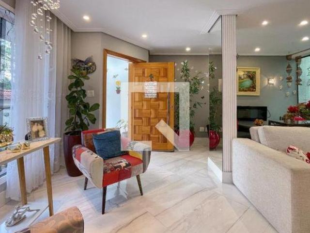 Casa à Venda Nova Petrópolis, 4 Quartos, 380 m² São Bernardo do Campo
