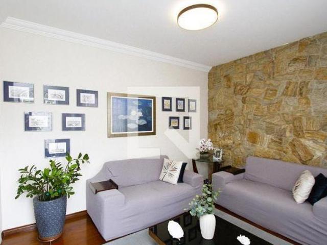 Casa à Venda Nova Suíssa, 3 Quartos, 220 m² Belo Horizonte