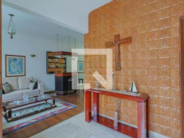 Casa à Venda Nova Suíssa, 3 Quartos, 230 m² Belo Horizonte