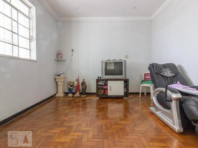 Casa à Venda Nova Suíssa, 3 Quartos, 304 m2