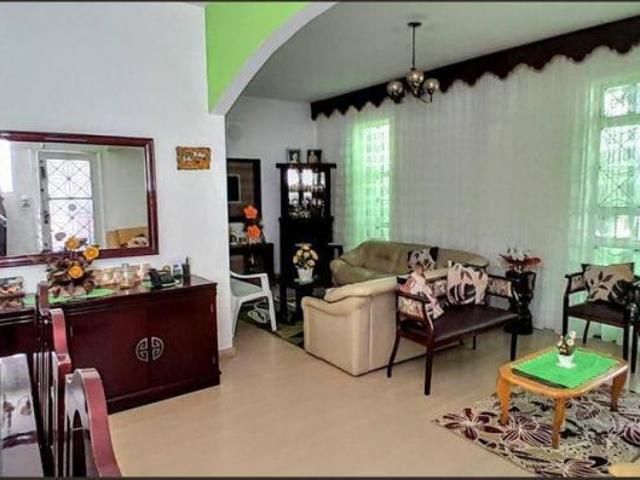 Casa à Venda Nova Suíssa, 3 Quartos, 459 m2