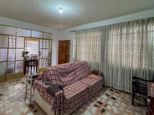 Casa à Venda Nova Suíssa, 4 Quartos, 230 m2