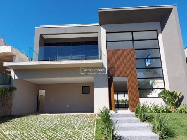 Casa a venda novinha 4 suítes 4.300.000,00 Ithaye Santana de Parnaíba
