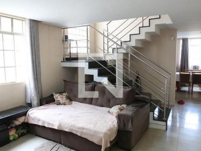 Casa à Venda Novo Eldorado, 5 Quartos, 360 m² Contagem
