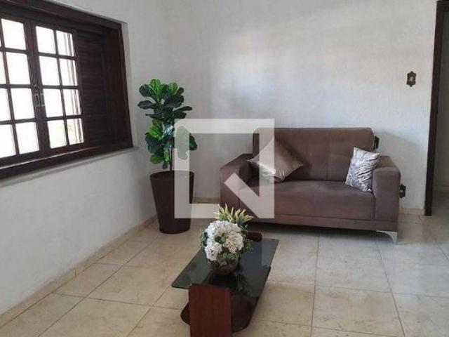 Casa à Venda Novo Glória, 3 Quartos, 203 m² Belo Horizonte