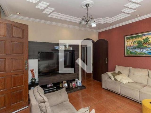 Casa à Venda Novo Glória, 4 Quartos, 469 m² Belo Horizonte
