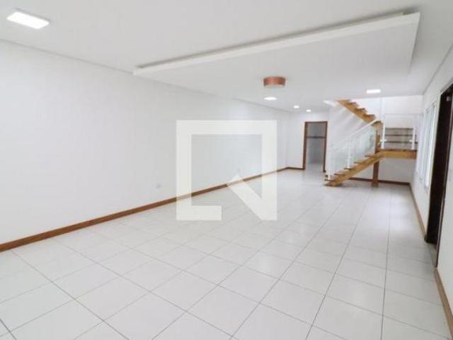 Casa à Venda Novo Osasco, 3 Quartos, 162 m² Osasco