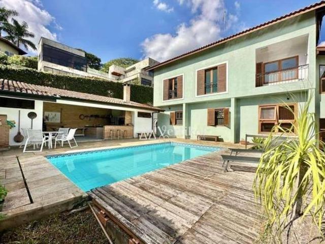 Casa à venda no Cond. Fazendinha Granja Viana