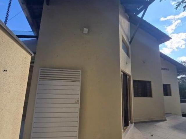 Casa à venda no Condomínio