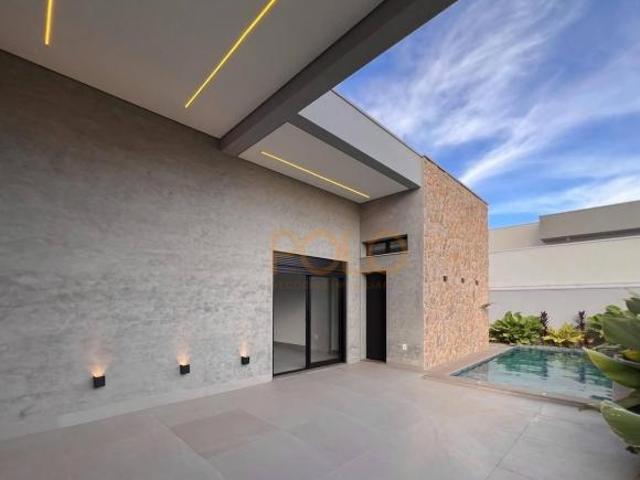 Casa à venda no Condomínio Tamboré em Uberlândia