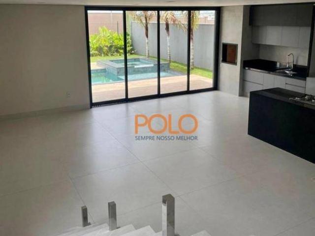 Casa à venda no Condomínio Tamboré em Uberlândia