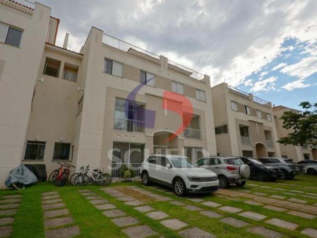 Casa a venda no condomínio Terrara com 3 quartos, 1 suíte, 2 vagas, 98m², ar condicionado!