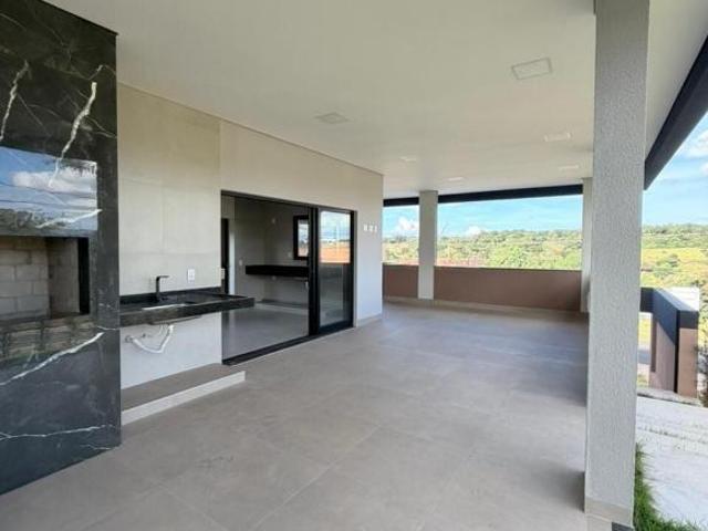 Casa à venda no condominio Terras Alpha Uberlândia MG