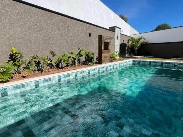 Casa á venda no Condomínio Terras de Atibaia II, Pronta para morar !