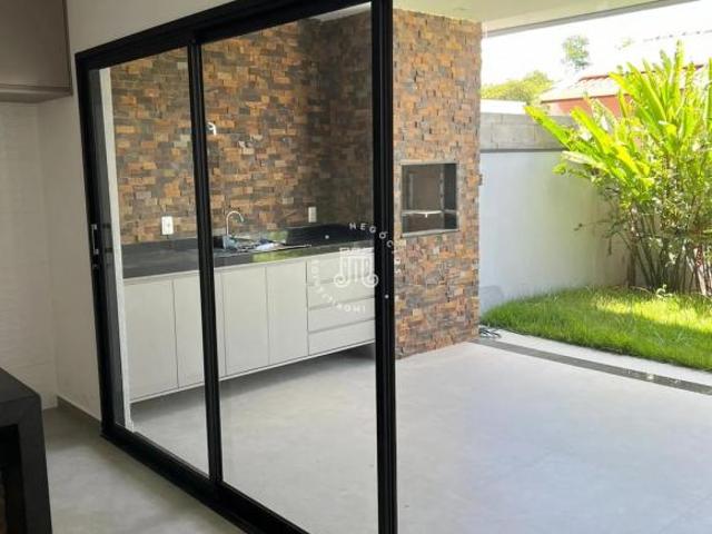 Casa à venda no Condomínio Terras de Gênova com 03 quartos e 3 suítes no Engordadouro Jundiaí/SP