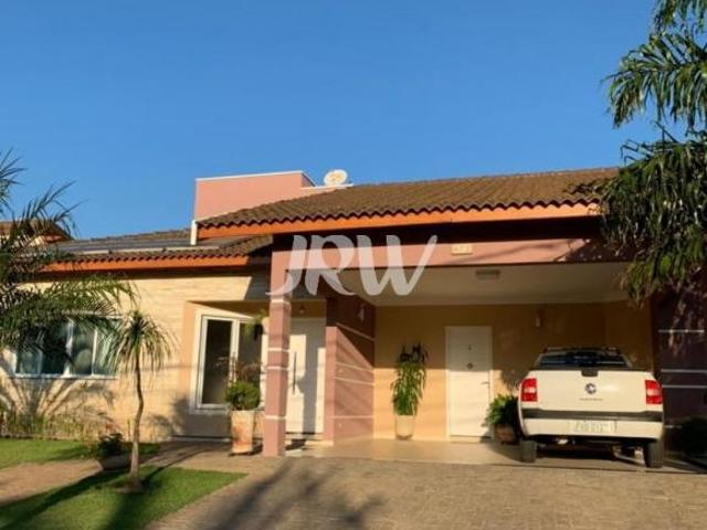 CASA A VENDA NO CONDOMÍNIO TERRAS DE MONT SERRAT EM SALTO SP