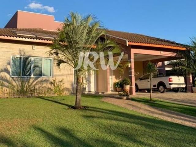 CASA A VENDA NO CONDOMÍNIO TERRAS DE MONT SERRAT EM SALTO SP