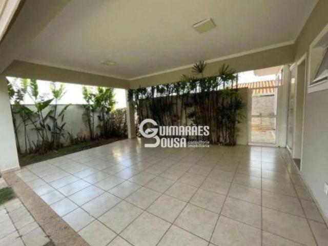 Casa à Venda no Condomínio Terras de São Francisco – Vinhedo/SP