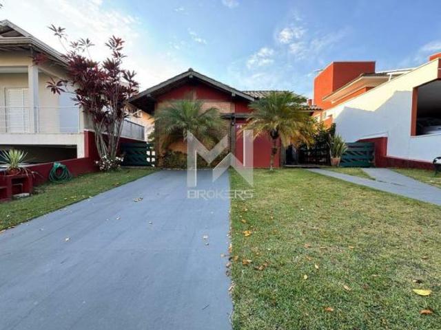 Casa à venda no Condomínio Terras de São Francisco em Vinhedo SP