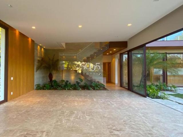 Casa à venda no Condomínio Terras de São José em Itu, com 750m² e 6 suítes