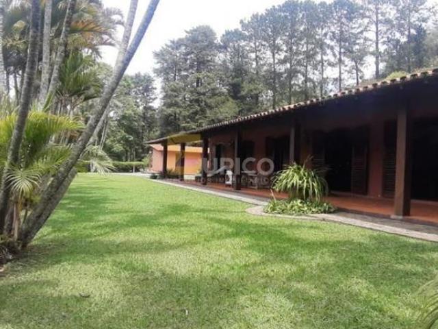Casa à venda no Condomínio Vale da Santa Fé em Vinhedo/SP