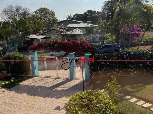 CASA Á VENDA NO CONDOMÍNIO VALE DAS LARAJEIRAS