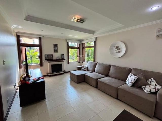 Casa à venda no Condomínio Vale do Lago em Sorocaba