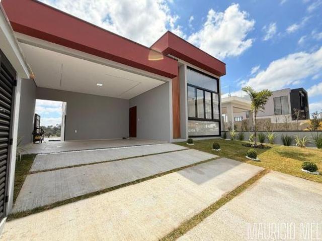 Casa à Venda no Condomínio Veneza em Mogi das Cruzes