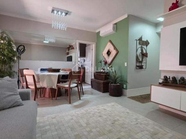 Casa à venda no Condomínio: VILA DA PRAÇA Jardim Santa Genebra 3 QUARTOS 1 SUÍ
