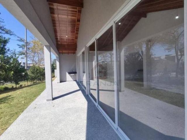 CASA À VENDA NO CONDOMÍNIO VILA REAL – VARGEM GRANDE PAULISTA | 3 SUÍTES | OPORTUNIDADE