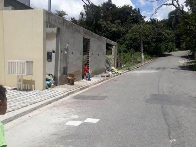 Casa á Venda no Condomínio Vila Rica!