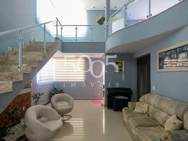 Casa à venda no Condomínio Vila Verona em Sorocaba, com 381,47m² de área construída e 360m² de área