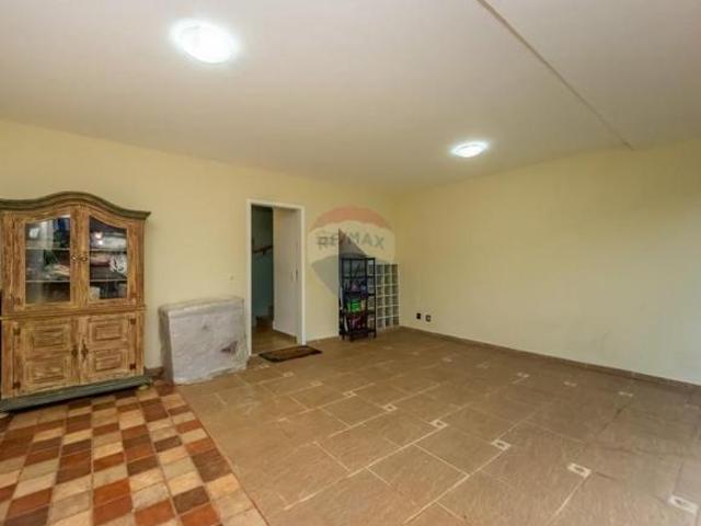 Casa à venda no Condomínio Vilas de São Francisco 4, com 215 m², 4 dorm, 4 vagas de garagem