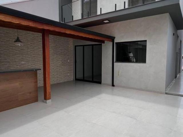 Casa à venda no Condomínio Villa Verde em Franco da Rocha, 03 dormitórios