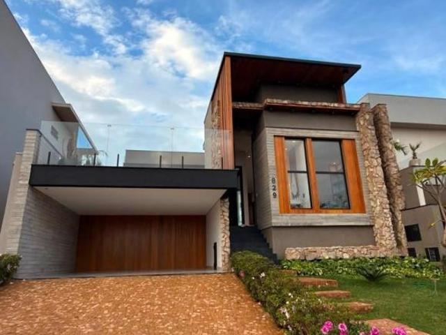 Casa à venda no Condomínio Villa Di Capri