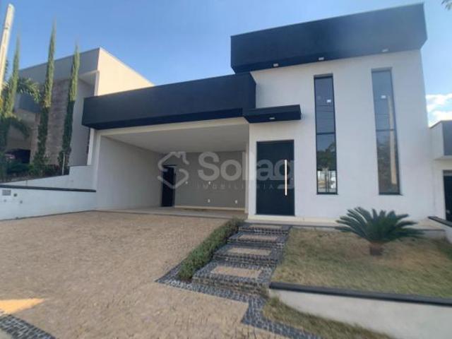 Casa á venda no Condomínio Villa do Sol na cidade Valinhos, interior de São Paulo