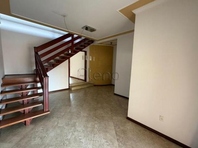Casa à Venda no Condomínio Villa Fontana em Valinhos, no bairro Vila D' Agostinho
